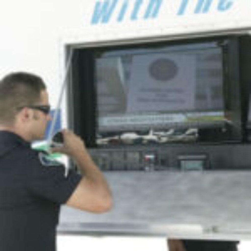 How to Choose the Right Vehicle for Your Command Unit - Mobile ...